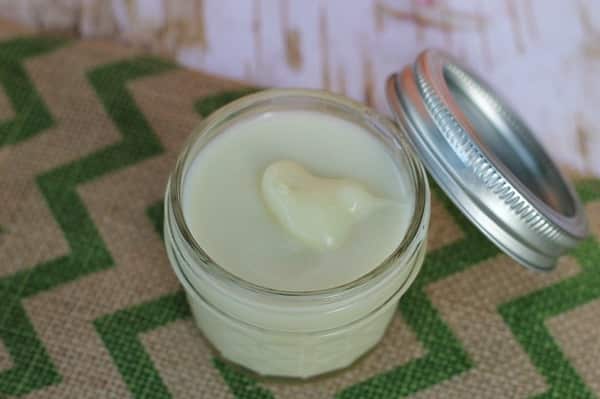 Homemade Stretch Mark Cream With Coconut Oil