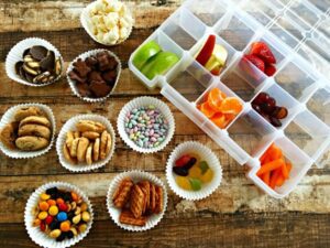 On-the-Go Storage Ideas for Food: DIY Travel Food Kit