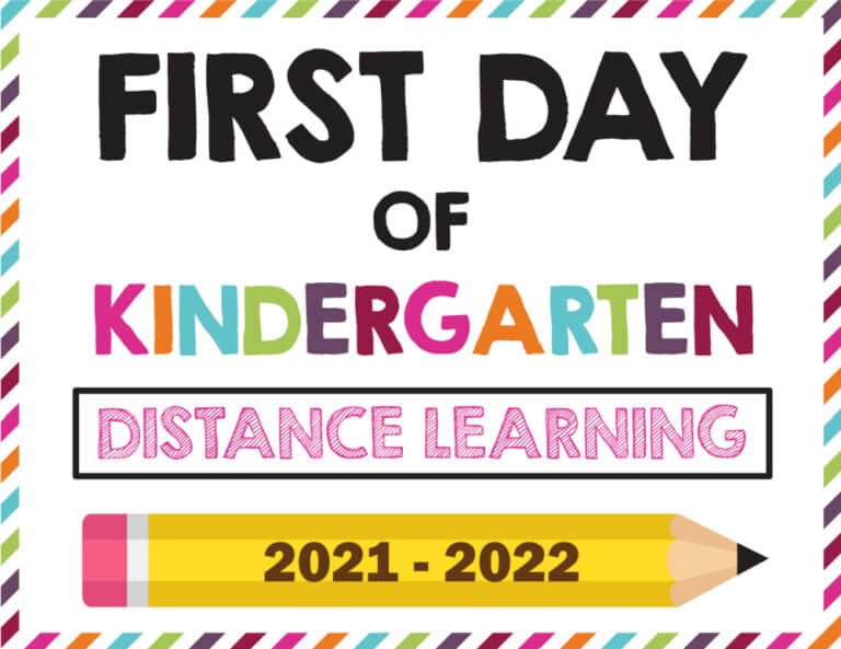 First Day of School Chalkboard Sign Printable - Freebie Finding Mom